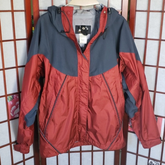 REI | Jackets & Coats | Rei Elements Rain Wind Woman Jacket S | Poshmark